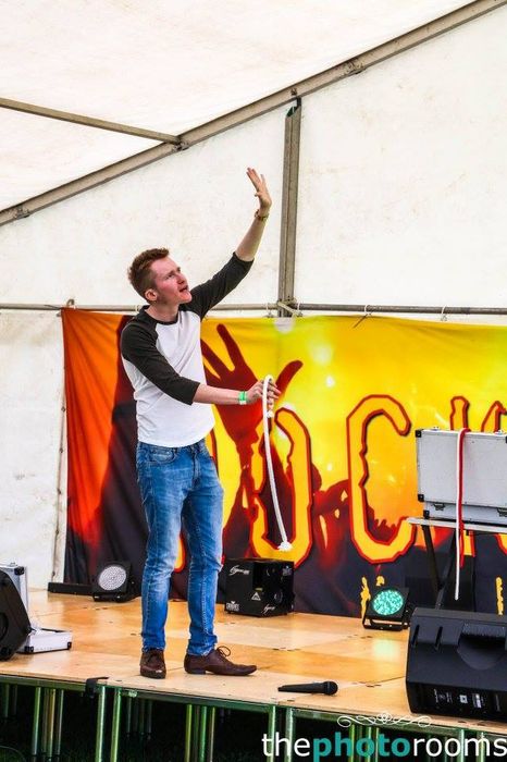 Party Magician - Family Magician & Entertainer - Jared Gale - Children ...